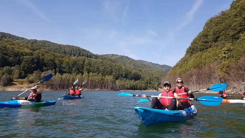 Siriu Lake Kayaking and Via Ferrata - Discovering Lake Siriu: The Paddle