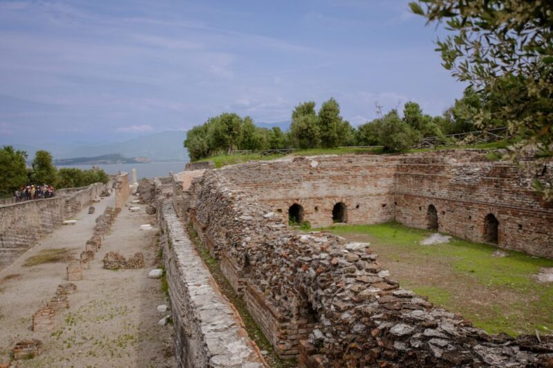 Sirmione: Grotte di Catullo Archeological Tour - Key Points