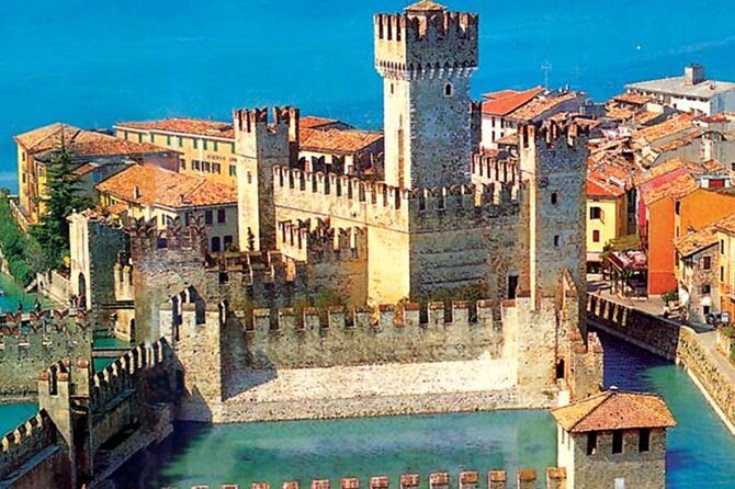 Sirmione & Verona, Lake Garda, private guided tour from Milan - Verona: The City of Romeo and Juliet