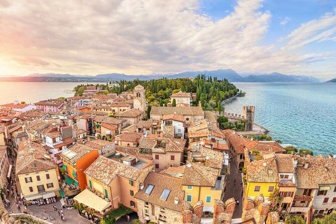 Sirmione & Verona, Lake Garda, private guided tour from Milan - Authentic Experiences and Traveller Feedback