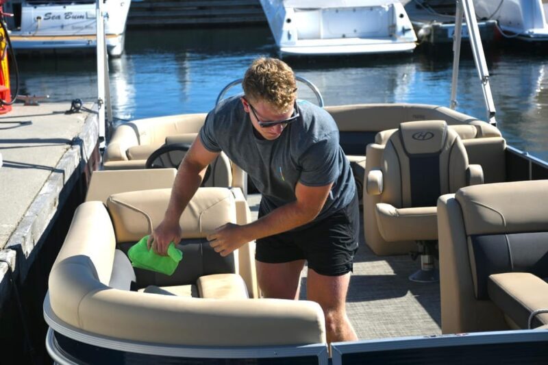 Sister Bay: 25' Pontoon Rental - Exploring the Experience in Detail