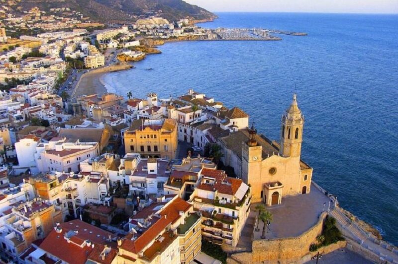Sitges: Sailboat trip + walking tour and wine cellar tour - Practical Considerations