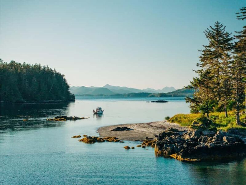 Sitka: Private Wildlife Photography Workshop by Boat - FAQ