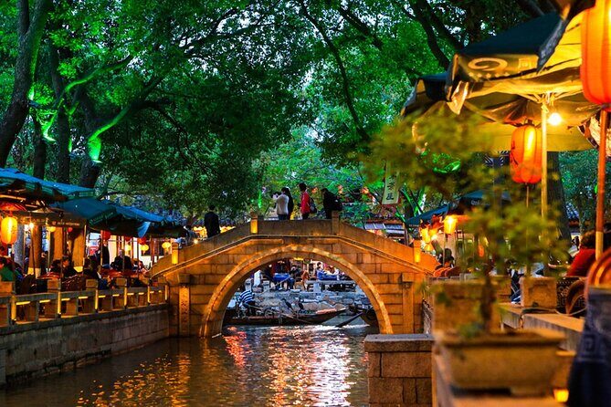 Six Arts Museum and Tongli Water Town Private Tour from Suzhou - A Closer Look at the Itinerary