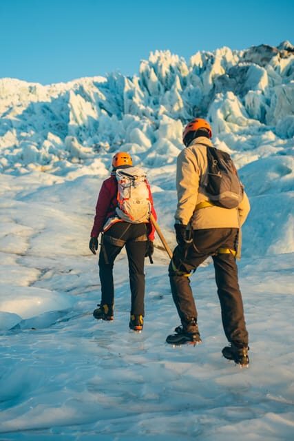 Skaftafell: Small Group Glacier Hike on Vatnajökull (Easy) - Return Walk and Bus Ride