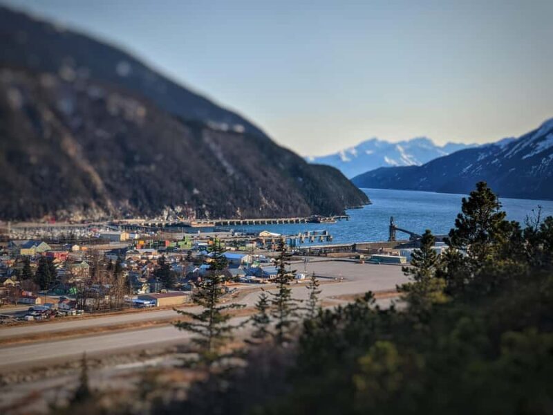 Skagway Outlaws Theatre Show and E-bike Adventure - Who Will Love This Tour?