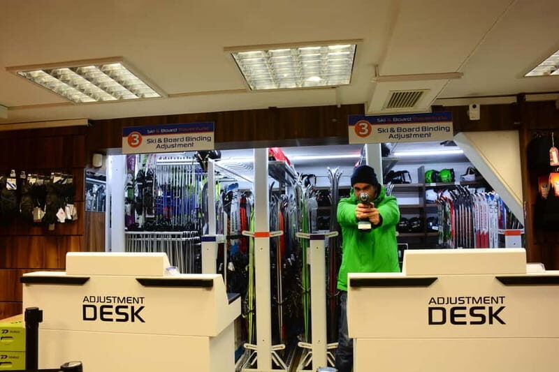 Ski and Snowboard equipment rental in Borovets - Key Points