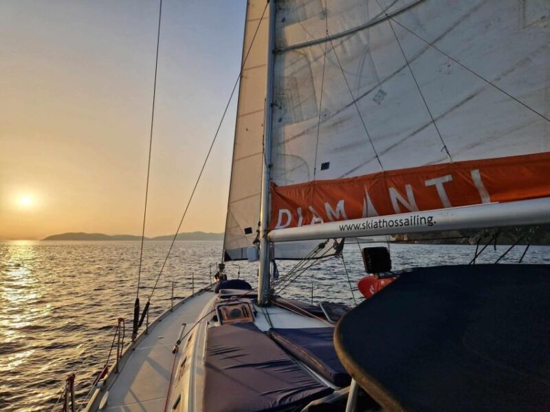 Skiathos: Sailing daytrip with Lunch - Who Should Consider This Tour?