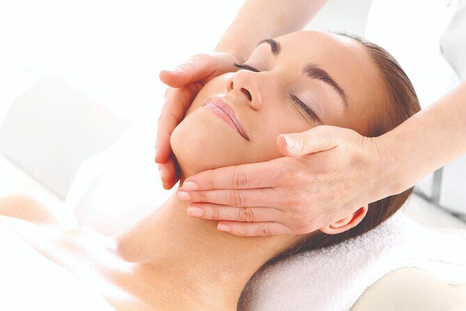 Skin Glo Package w/microderm/LED- For 2 with Appetizers and Wine - What Comes With the Package?