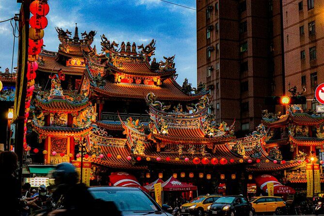 Skip the GuidebookExperience the Real Taipei on 10h Private Tour - Return to Taipei and City Stroll