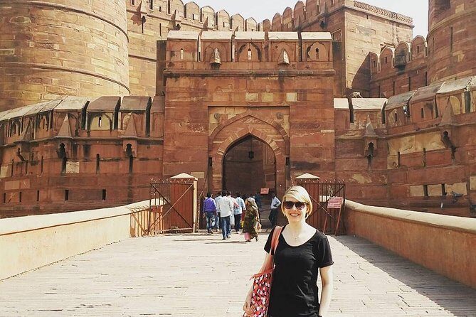 Skip-the-Line: Agra Fort Entrance Ticket with Guided Tour - Why Visit Agra Fort?