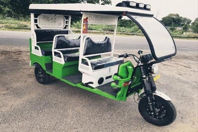 Skip The Line Agra Tour With Tuk Tuk & Live Guide - Introduction