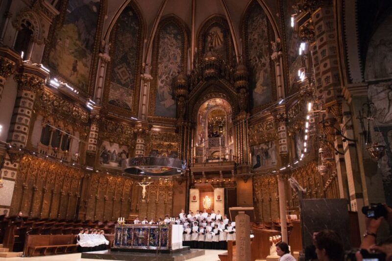 Skip-the-Line Barcelona & Montserrat Tour with Pick-up - Who Would Enjoy This Tour