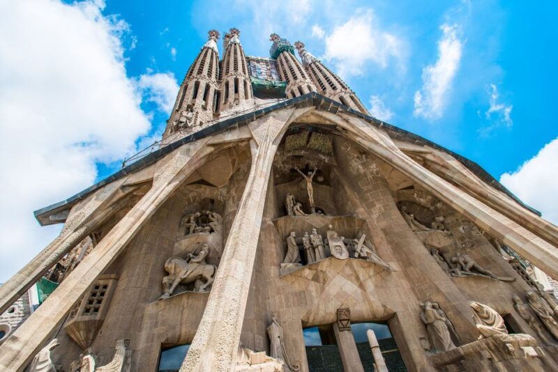 Skip-the-Line Barcelona & Montserrat Tour with Pick-up - Frequently Asked Questions