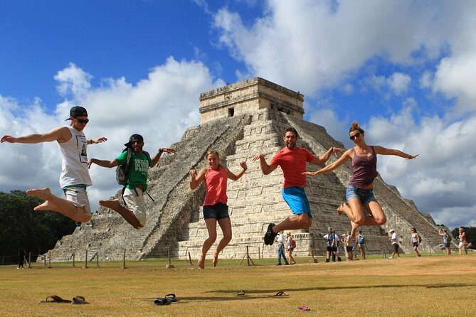 Skip the Line Chichen Itza Private Tour, Sacred Cenote & Lunch - Exploring the Iconic Chichen Itza