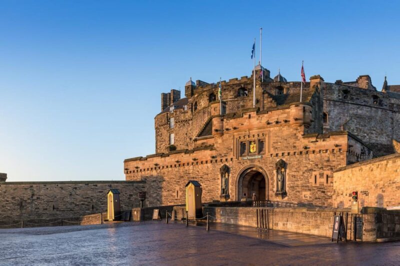Skip-the-line Edinburgh Castle with Old Town Walking Tour - The Sum Up