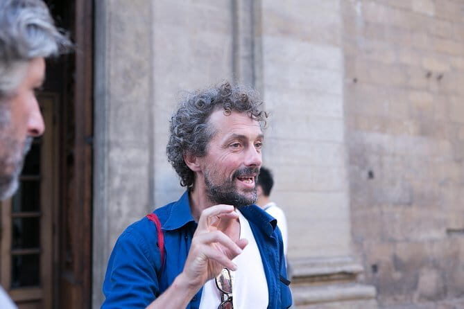 Skip-the-Line Guided Tour of Michelangelos David in Florence - The Experience at a Glance
