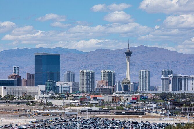 Skip-the-line Las Vegas STRAT Observation Deck Tour - Authenticities and Realities