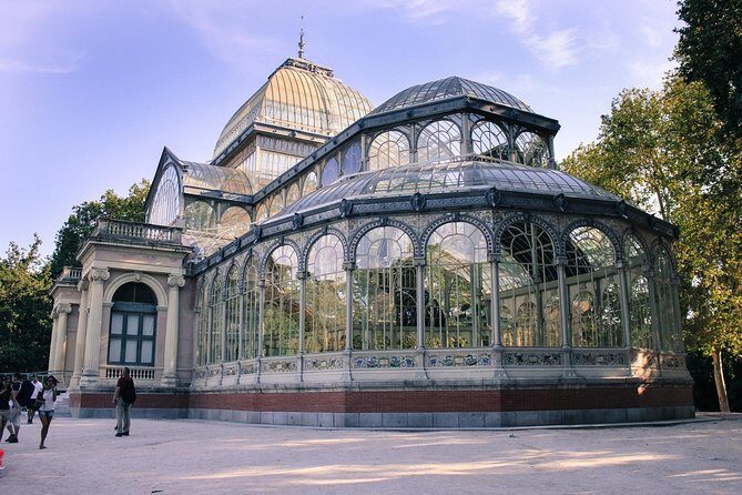 Skip-the-line Madrid Royal Palace with tapas tasting & Retiro Park - Who This Tour is Perfect For