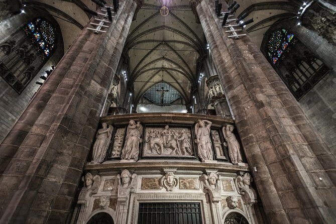 Skip the Line: Milan Duomo Tour - Starting Point and First Impressions