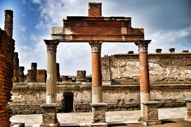 Skip the line Pompeii Guided Tour from Sorrento - Why Choose This Tour?