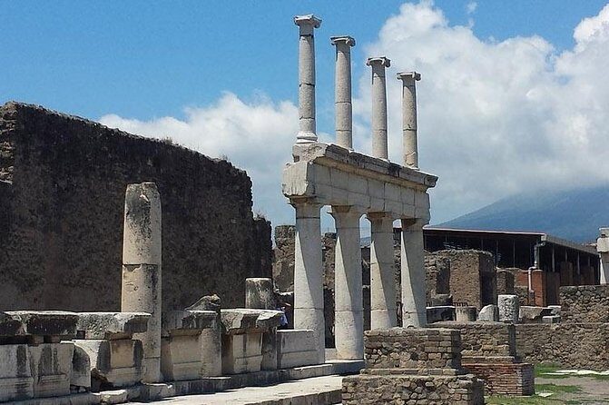 Skip the Line Private Pompeii Guided Tour - FAQ