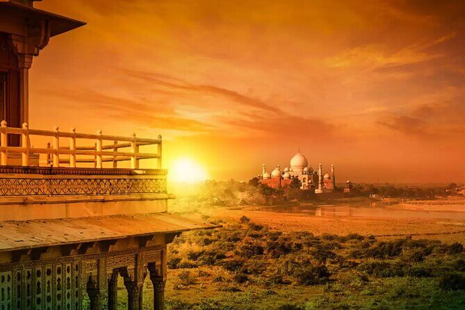 Skip the line-Taj Mahal Day Tour by Train - An In-Depth Look at the Experience