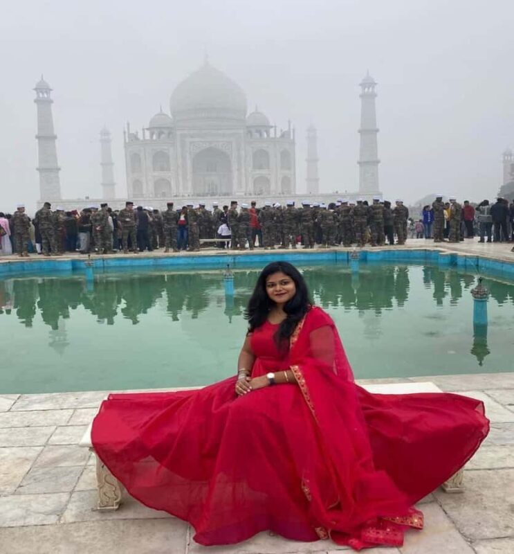 Skip-the-Line Taj Mahal Guided Mausoleum Tour - Guided Tour with Expert Insights
