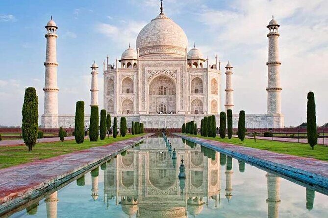 Skip-The-Line Taj Mahal Private Guided Tour - An Introduction to the Experience