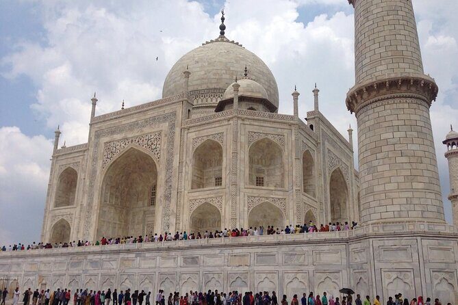 Skip-the-Line Taj Mahal Red Fort &Baby Taj Tour from Delhi by Car - What Makes This Tour Stand Out