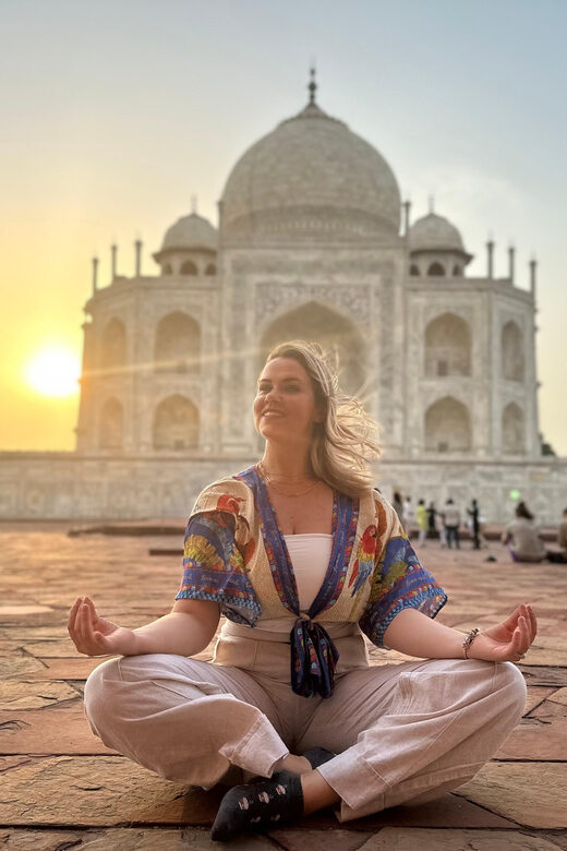 skip the line taj mahal tour with private tour guide - Key Points
