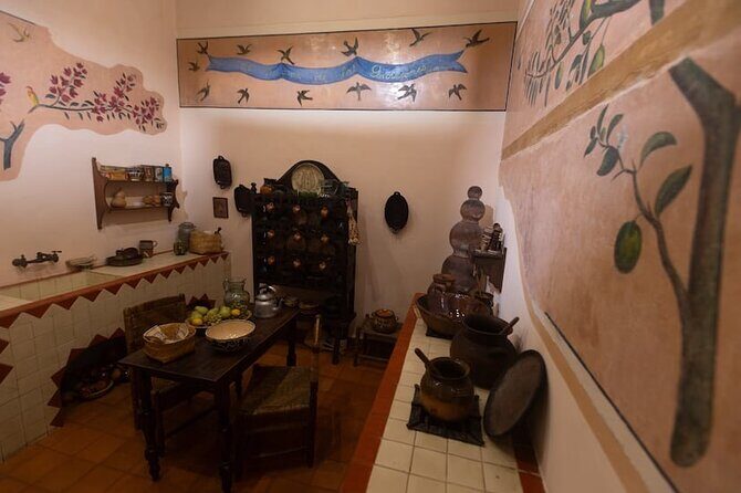 Skip the Line ticket to the Casa Kahlo Museum - Exploring the Casa Kahlo Museum: A Unique Peek into the Artist’s World