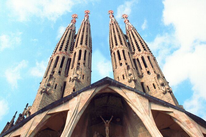 Skip-the-line tour inside the Sagrada Familia - A Closer Look at the Sagrada Familia Inside Tour