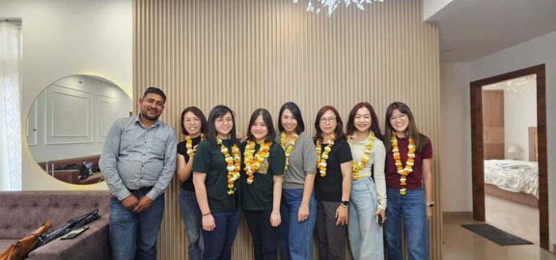 Skip The Line Tour Taj Mahal Day Trip Sightseeing Agra Car - Who Should Consider This Tour?