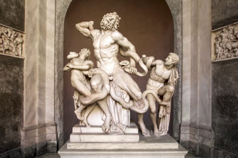 Skip the line Vatican Museum Sistine & St.Peter Private Tour - Exploring the Vatican’s Artistic Wealth