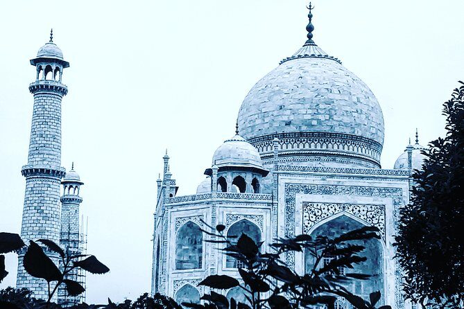 Skip the line with Private Tour Guide for Taj Mahal & Agra Fort - Additional Features and Practical Considerations