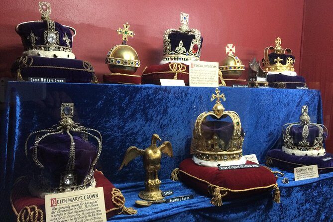Skip the Line:Wax Museum Ticket-World in Wax & Guided Tour of Chamber of Horrors - A Detailed Look at the Tour Experience