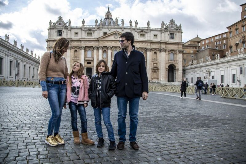 Skip-the-Ticket-Line Kids Fun Sistine Chapel & Vatican Tour - Key Points