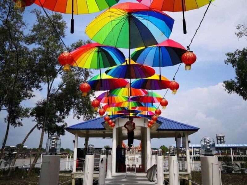 Sky Mirror - Kuala Selangor and Sekinchan Paddy Field Tour - Who Should Consider This Tour?