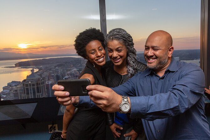 Sky View Observatory at the Columbia Center Admission Tickets - Practical Tips for Visiting