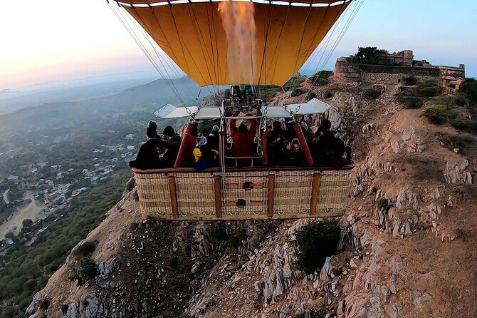 SkyWaltz Hot Air Balloon Safari - What Makes the SkyWaltz Balloon Safari Special?
