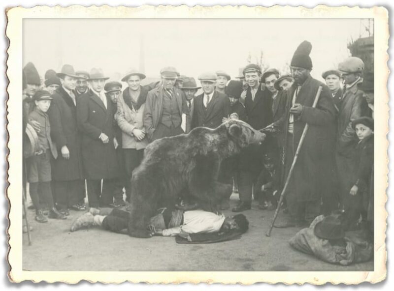 Slavery in Romania,Myths and Truths on Gypsies, Walking Tour - Introduction: A Thoughtful Look into a Complex Community