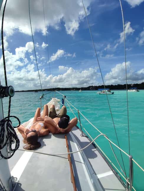 Slow Sailing Bacalar - 3-hours of Nature and crystal waters - An In-Depth Look at the Experience