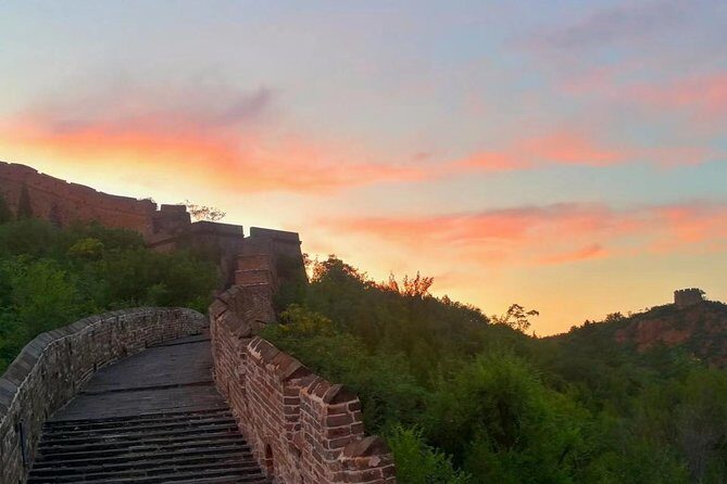 Small-Group 1-day Jinshanling Great Wall 6km Hiking tour - Who Is This Tour Best Suited For?