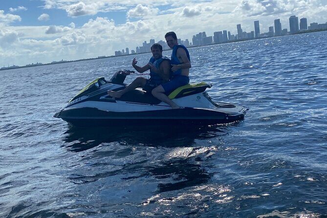 Small-Group 30 minutes Jet Ski Ride in Miami Beach - An In-Depth Look at the Miami Jet Ski Experience