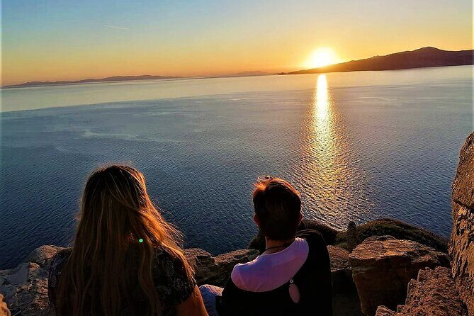 Small-Group Armenistis Lighthouse Sunset Tour in Mykonos - What Does the Tour Involve?