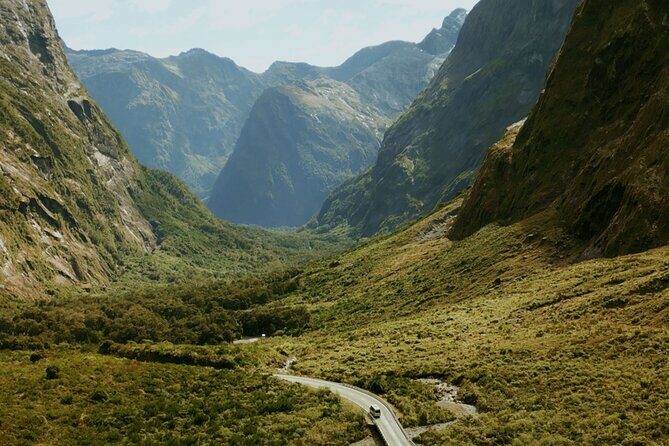 Small Group, Award Winning Milford Sound Day Experience & Cruise - FAQ