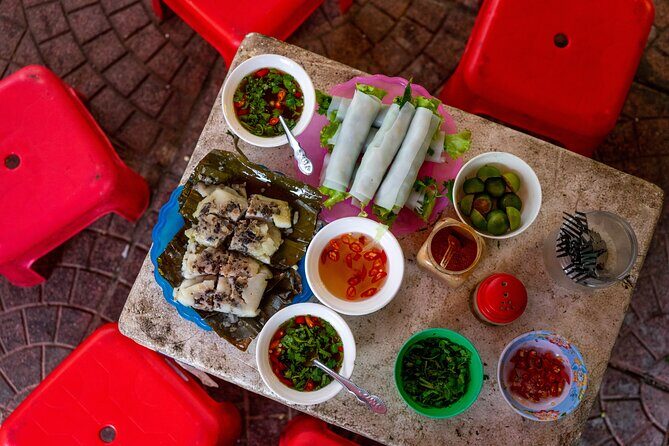 Small Group Best Street Food Tour in Hanoi CNN Recommended Dishes - Key Points