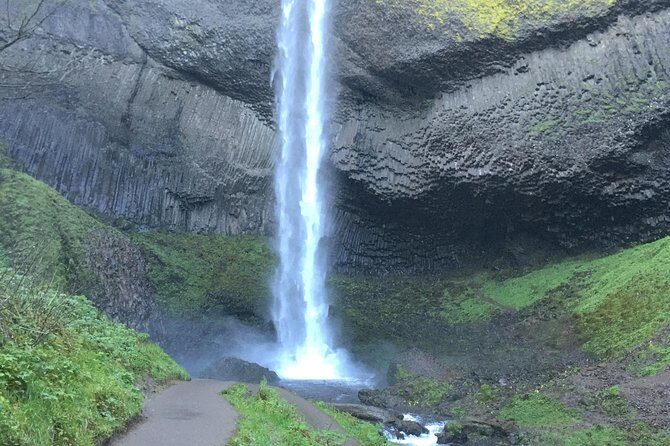 Small Group: Columbia River Gorge Waterfalls and Mt Hood Day Tour from Portland - Insights from Travelers