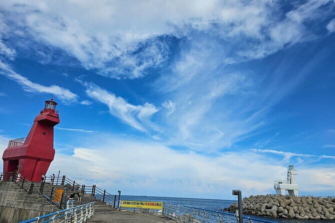 Small Group Day Tour in West Jeju Healing Island - Afternoon on Hyeopjae Beach